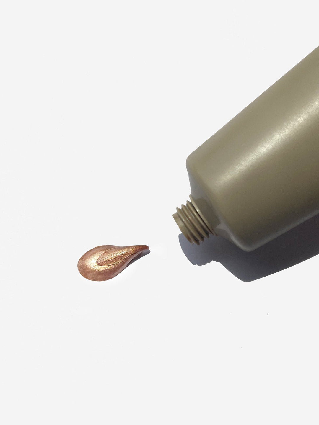 Gloss Highlighter 20ml | Universal Liquid Highlighter | REFY